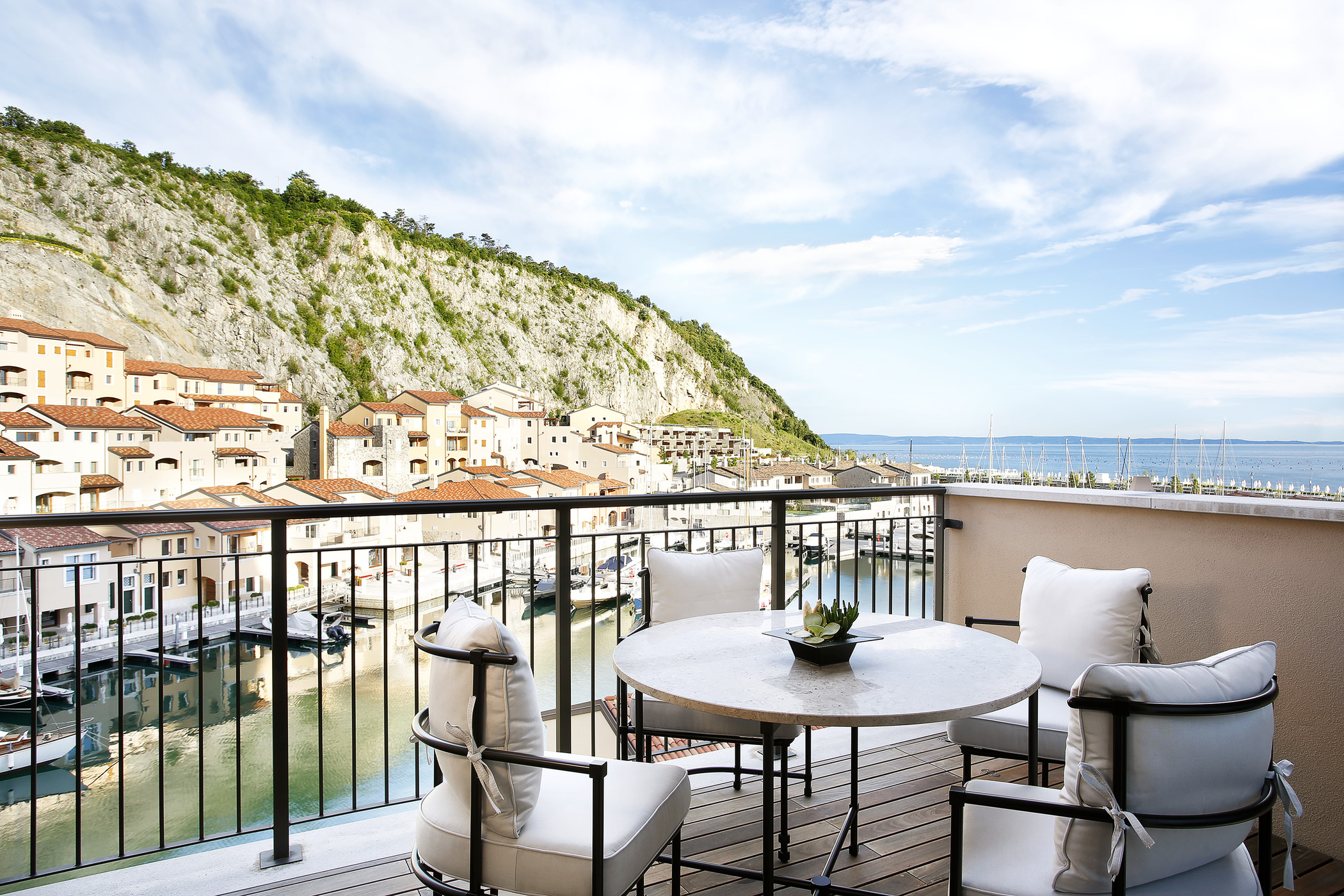 Via Baiamonti 101 Trieste Italy BAT, 500 Million Investments In